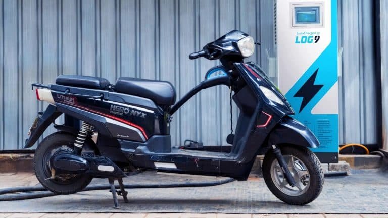 Hero Electric partners Log 9 Materials for quick EV charging infra