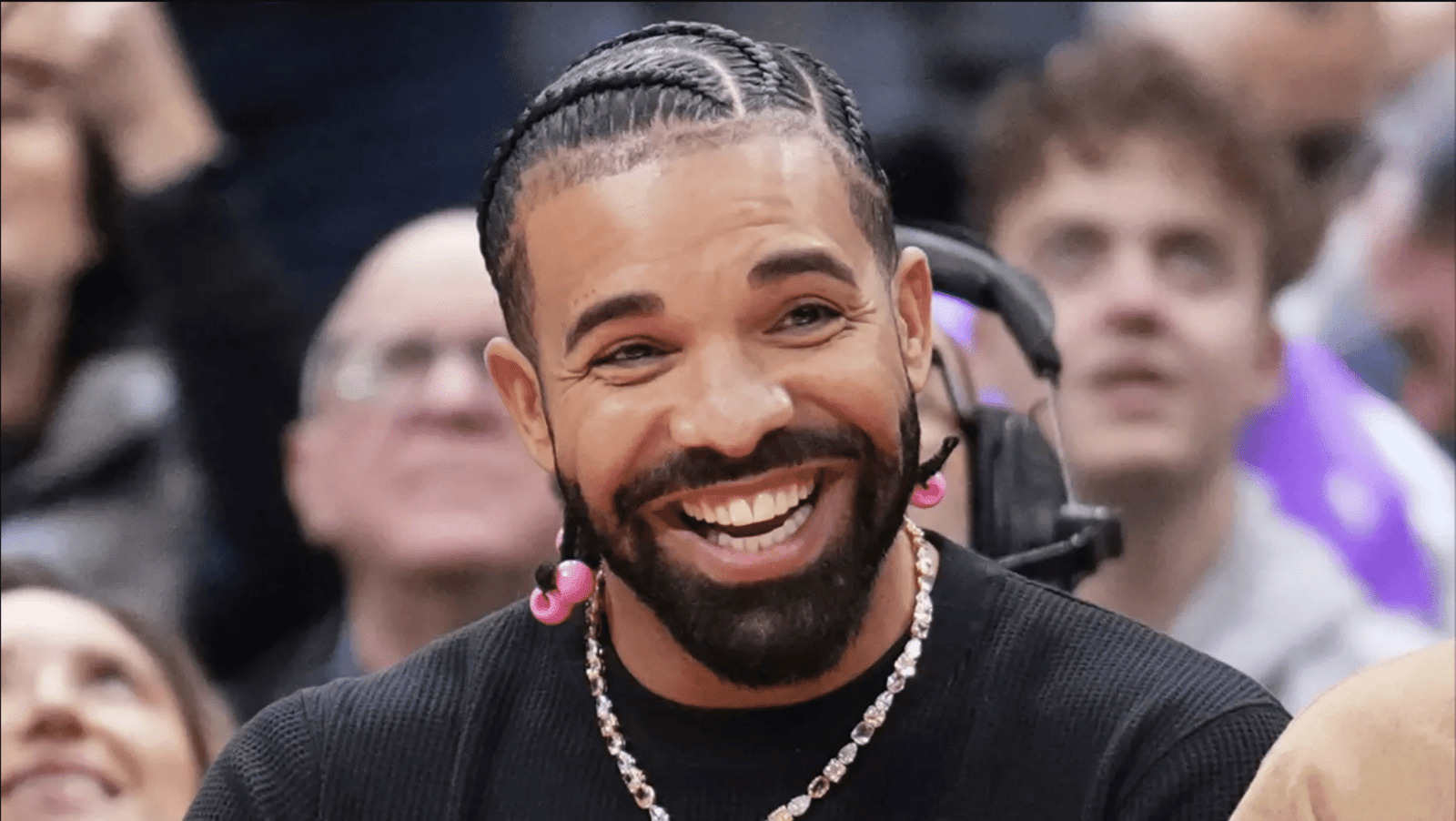 Drake Turns Teen’s DM Into Viral Moment With Thoughtful Yearbook Verse
