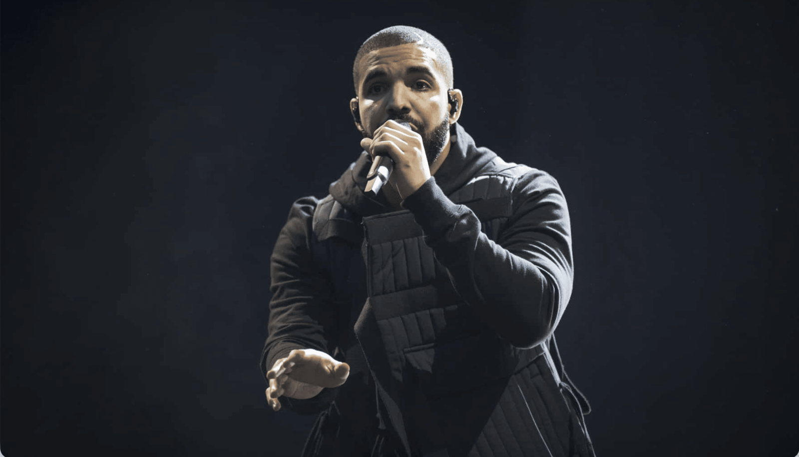 Drake Becomes First Rapper to Hit 1 Billion Spotify Streams in 2026 ...