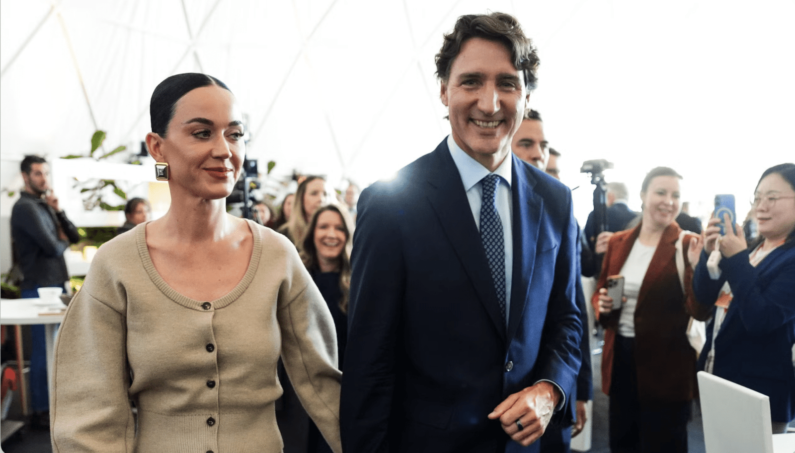 Katy Perry and Justin Trudeau Make Power Couple Debut at Davos World ...