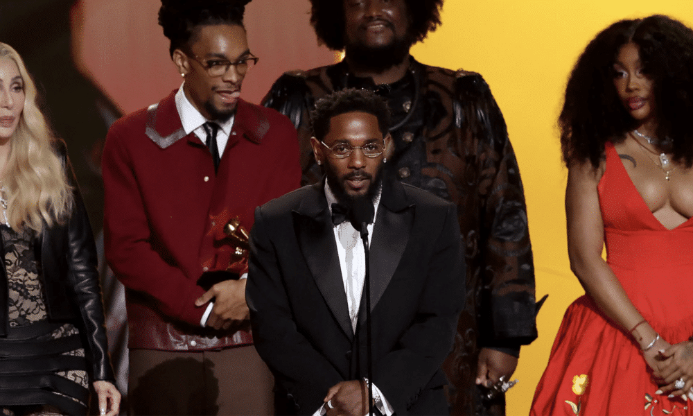 Kendrick Lamar’s Historic Grammys Night Meets an Awkward Drake Joke ...